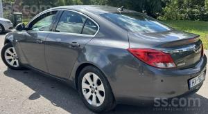 Pelēks Opel Insignia 2012 Rīga, ar dzinēja tilpumu 1.80 L un nobraukumu 280 tūkst. km par 2800 €, foto 14 vietnē AUTOMOTO.COM.LV