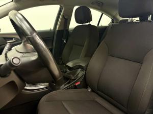 Pelēks Opel Insignia 2012 Viļņa, ar dzinēja tilpumu 1.96 L un nobraukumu 248 tūkst. km par 3490 €, foto 12 vietnē AUTOMOTO.COM.LV