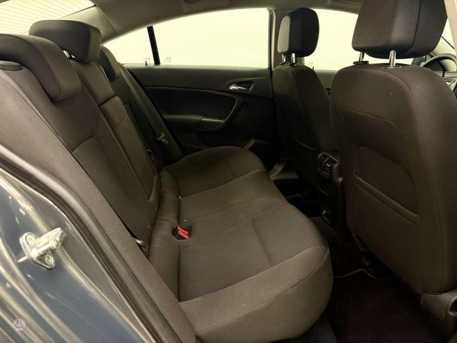 Pelēks Opel Insignia 2012 Viļņa, ar dzinēja tilpumu 1.96 L un nobraukumu 248 tūkst. km par 3490 €, foto 29 vietnē AUTOMOTO.COM.LV