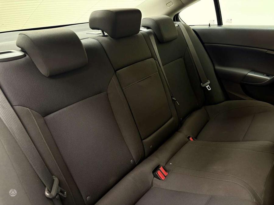 Pelēks Opel Insignia 2012 Viļņa, ar dzinēja tilpumu 1.96 L un nobraukumu 248 tūkst. km par 3490 €, foto 30 vietnē AUTOMOTO.COM.LV