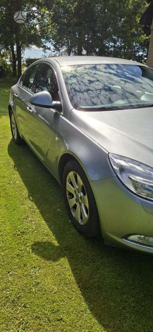 Grey Opel Insignia 2012 in Vilnius, with an engine capacity of 1.96 L and mileage of 230 thousand km for 4900 €, photo 6 on AUTOMOTO.COM.LV