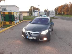 Pelēks Opel Insignia 2012 Kauņa, ar dzinēja tilpumu 2.00 L un nobraukumu 240 tūkst. km par 1450 €, foto 4 vietnē AUTOMOTO.COM.LV