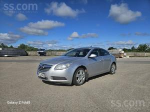 Pelēks Opel Insignia 2013 Jēkabpils, ar dzinēja tilpumu 1.90 L un nobraukumu 429 tūkst. km par 3300 €, foto  vietnē AUTOMOTO.COM.LV