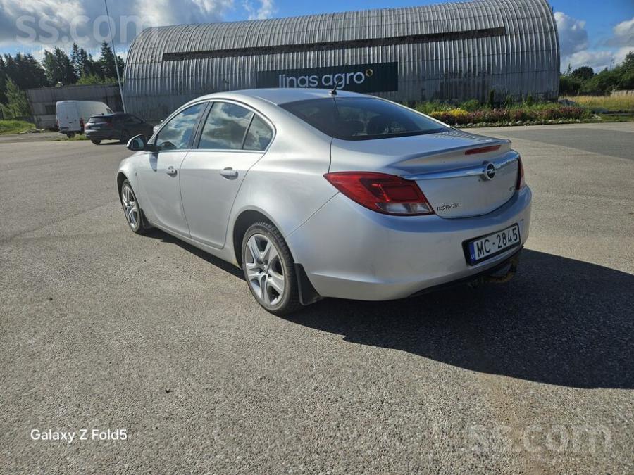 Pelēks Opel Insignia 2013 Jēkabpils, ar dzinēja tilpumu 1.90 L un nobraukumu 429 tūkst. km par 3300 €, foto 5 vietnē AUTOMOTO.COM.LV