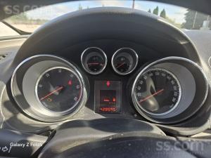Pelēks Opel Insignia 2013 Jēkabpils, ar dzinēja tilpumu 1.90 L un nobraukumu 429 tūkst. km par 3300 €, foto 8 vietnē AUTOMOTO.COM.LV