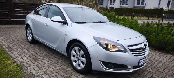 Pelēks Opel Insignia 2014 Kauņa, ar dzinēja tilpumu 1.96 L un nobraukumu 244 tūkst. km par 3450 €, foto 2 vietnē AUTOMOTO.COM.LV