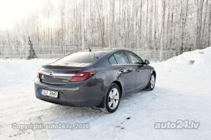 Grey Opel Insignia 2014 in Tartu, with an engine capacity of 1.60 L and mileage of 205 thousand km for 6600 €, photo 8 on AUTOMOTO.COM.LV