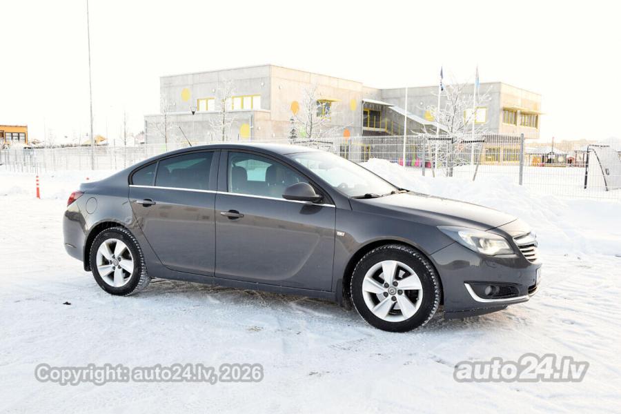 Grey Opel Insignia 2014 in Tartu, with an engine capacity of 1.60 L and mileage of 205 thousand km for 6600 €, photo 12 on AUTOMOTO.COM.LV