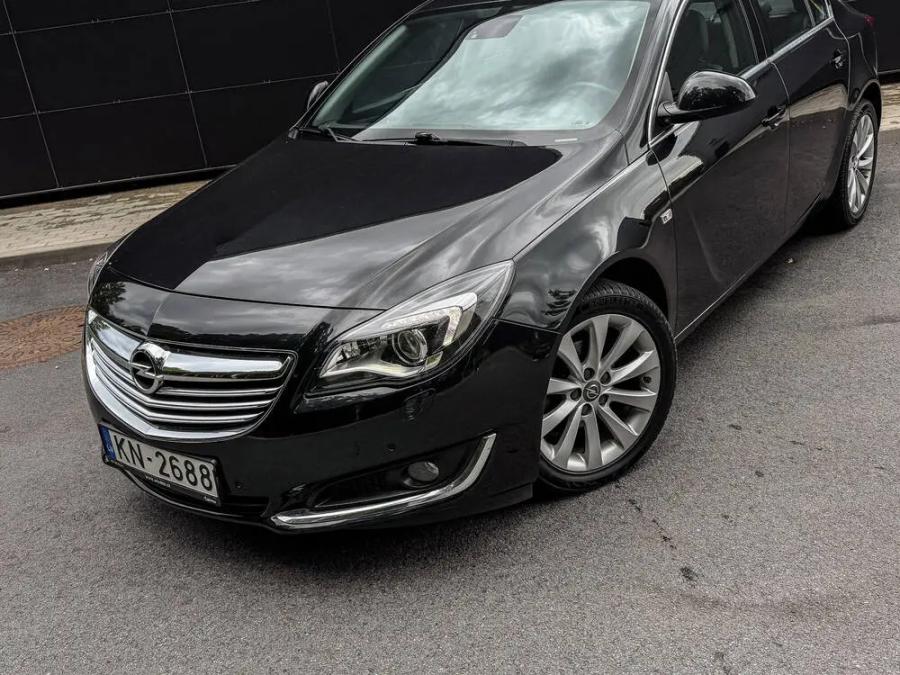 Grey Opel Insignia 2014 in Jelgava, with an engine capacity of 2.00 L and mileage of 145 thousand km for 6800 €, photo 6 on AUTOMOTO.COM.LV