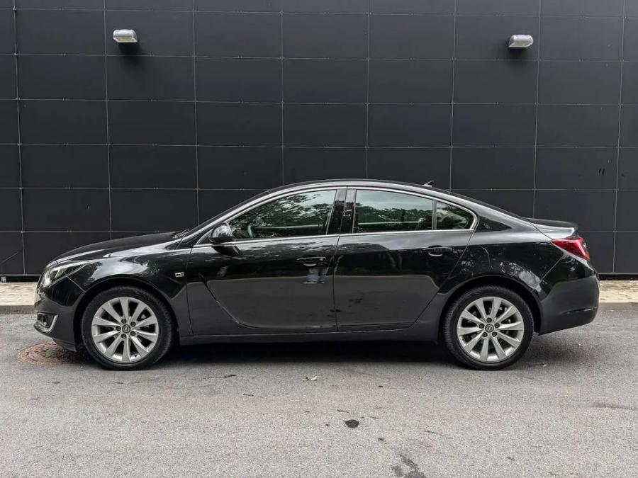 Grey Opel Insignia 2014 in Jelgava, with an engine capacity of 2.00 L and mileage of 145 thousand km for 6800 €, photo 7 on AUTOMOTO.COM.LV