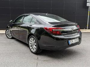 Grey Opel Insignia 2014 in Jelgava, with an engine capacity of 2.00 L and mileage of 145 thousand km for 6800 €, photo 8 on AUTOMOTO.COM.LV