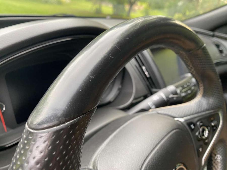 Pelēks Opel Insignia 2014 Rokiškis, ar dzinēja tilpumu 1.96 L un nobraukumu 176 tūkst. km par 5699 €, foto 24 vietnē AUTOMOTO.COM.LV