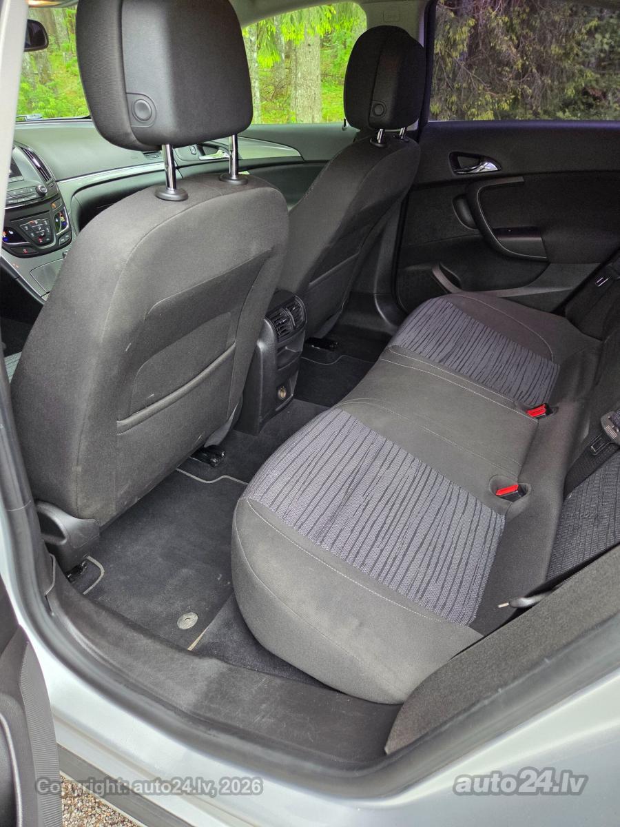 Pelēks Opel Insignia 2015 Tartu, ar dzinēja tilpumu 2.00 L un nobraukumu 268 tūkst. km par 7300 €, foto 9 vietnē AUTOMOTO.COM.LV