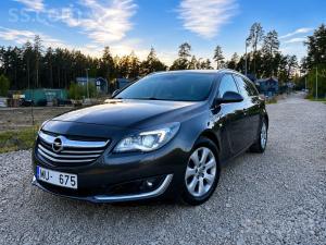 Pelēks Opel Insignia 2016 Rīga, ar dzinēja tilpumu 1.60 L un nobraukumu 170 tūkst. km par 4950 €, foto  vietnē AUTOMOTO.COM.LV