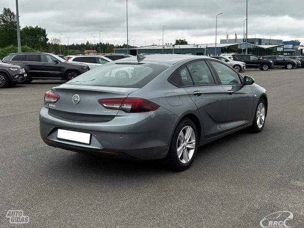 Grey Opel Insignia 2017 in Avizieniai, with an engine capacity of 1.60 L and mileage of 172 thousand km for 9500 €, photo 2 on AUTOMOTO.COM.LV