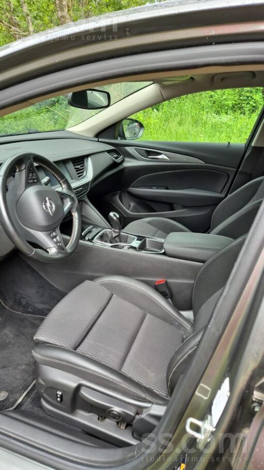 Pelēks Opel Insignia 2017 Rīga, ar dzinēja tilpumu 1.50 L un nobraukumu 128 tūkst. km par 9800 €, foto 5 vietnē AUTOMOTO.COM.LV