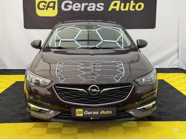 Grey Opel Insignia 2018 in Vilnius, with an engine capacity of 1.49 L and mileage of 120 thousand km for 11850 €, photo 2 on AUTOMOTO.COM.LV