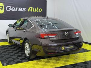 Grey Opel Insignia 2018 in Vilnius, with an engine capacity of 1.49 L and mileage of 120 thousand km for 11850 €, photo 6 on AUTOMOTO.COM.LV