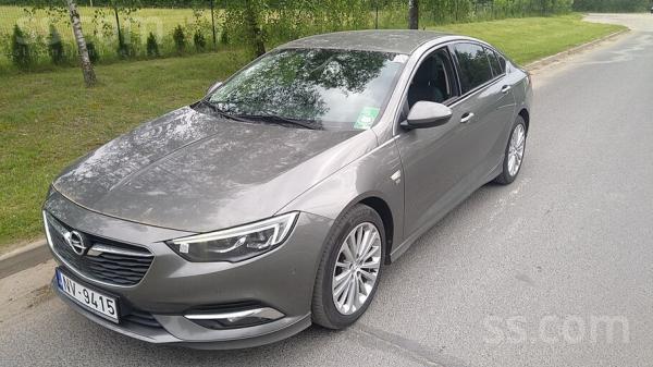 Pelēks Opel Insignia 2018 Rīga, ar dzinēja tilpumu 2.00 L un nobraukumu 160 tūkst. km par 15499 €, foto 1 vietnē AUTOMOTO.COM.LV