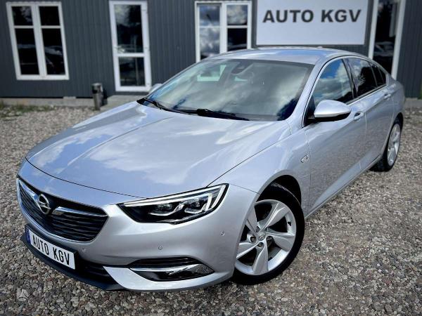 Grey Opel Insignia 2018 in Kaunas, with an engine capacity of 2.00 L and mileage of 70 thousand km for 10800 €, photo 1 on AUTOMOTO.COM.LV