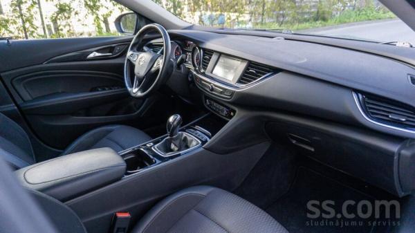 Pelēks Opel Insignia 2018 Rīga, ar dzinēja tilpumu 2.00 L un nobraukumu 112 tūkst. km par 10190 €, foto 11 vietnē AUTOMOTO.COM.LV