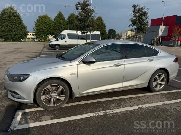 Grey Opel Insignia 2019 in Riga, with an engine capacity of 1.60 L and mileage of 209 thousand km for 9100 €, photo 1 on AUTOMOTO.COM.LV