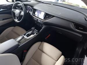 Grey Opel Insignia 2021 in Riga, with an engine capacity of 2.00 L and mileage of 189 thousand km for 6350 €, photo 7 on AUTOMOTO.COM.LV