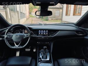 Grey Opel Insignia 2021 in Cesis, with an engine capacity of 1.50 L and mileage of 0 thousand km for 13400 €, photo 20 on AUTOMOTO.COM.LV
