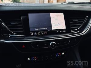 Grey Opel Insignia 2021 in Cesis, with an engine capacity of 1.50 L and mileage of 0 thousand km for 13400 €, photo 23 on AUTOMOTO.COM.LV