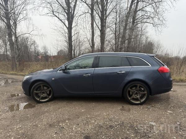 Pelēks Opel Insignia 2009 Kuldīga, ar dzinēja tilpumu 2.00 L un nobraukumu 262 tūkst. km par 3400 €, foto 2 vietnē AUTOMOTO.COM.LV