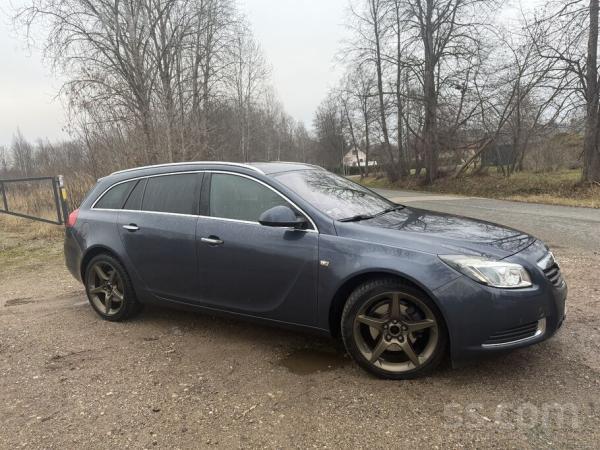 Pelēks Opel Insignia 2009 Kuldīga, ar dzinēja tilpumu 2.00 L un nobraukumu 262 tūkst. km par 3400 €, foto 5 vietnē AUTOMOTO.COM.LV