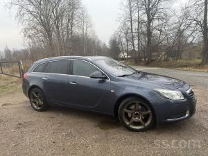 Pelēks Opel Insignia 2009 Kuldīga, ar dzinēja tilpumu 2.00 L un nobraukumu 262 tūkst. km par 3400 €, foto 5 vietnē AUTOMOTO.COM.LV