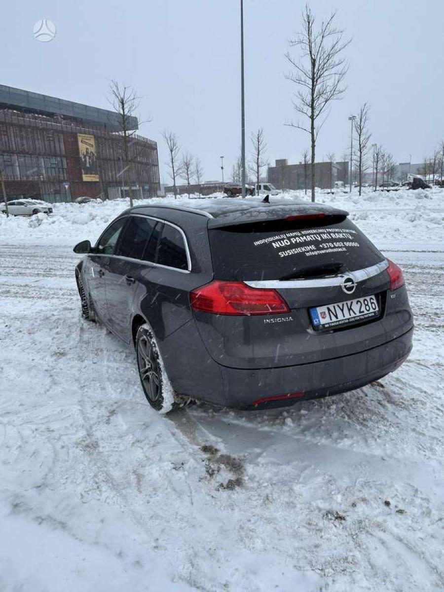 Grey Opel Insignia 2009 in Klaipeda, with an engine capacity of 1.96 L and mileage of 208 thousand km for 3300 €, photo 4 on AUTOMOTO.COM.LV