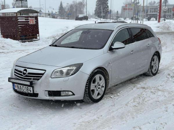 Pelēks Opel Insignia 2009 Ukmergė, ar dzinēja tilpumu 1.96 L un nobraukumu 235 tūkst. km par 1800 €, foto 1 vietnē AUTOMOTO.COM.LV