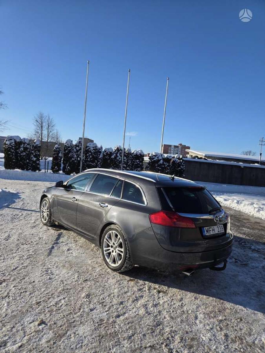 Pelēks Opel Insignia 2009 Mažeikiai, ar dzinēja tilpumu 1.96 L un nobraukumu 319 tūkst. km par 1999 €, foto 4 vietnē AUTOMOTO.COM.LV