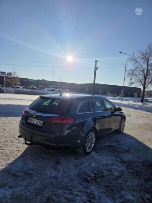 Pelēks Opel Insignia 2009 Mažeikiai, ar dzinēja tilpumu 1.96 L un nobraukumu 319 tūkst. km par 1999 €, foto 6 vietnē AUTOMOTO.COM.LV