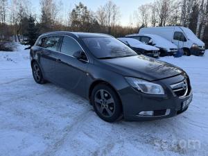 Pelēks Opel Insignia 2009 Rīga, ar dzinēja tilpumu 2.00 L un nobraukumu 390 tūkst. km par 1200 €, foto  vietnē AUTOMOTO.COM.LV