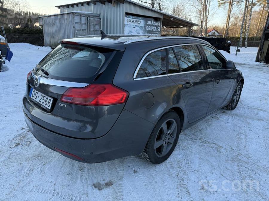 Pelēks Opel Insignia 2009 Rīga, ar dzinēja tilpumu 2.00 L un nobraukumu 390 tūkst. km par 1200 €, foto 5 vietnē AUTOMOTO.COM.LV