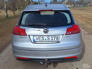 Grey Opel Insignia 2009 in Mazeikiai, with an engine capacity of 2.00 L and mileage of 314 thousand km for 3150 €, photo 2 on AUTOMOTO.COM.LV