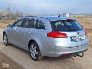Grey Opel Insignia 2009 in Mazeikiai, with an engine capacity of 2.00 L and mileage of 314 thousand km for 3150 €, photo 4 on AUTOMOTO.COM.LV