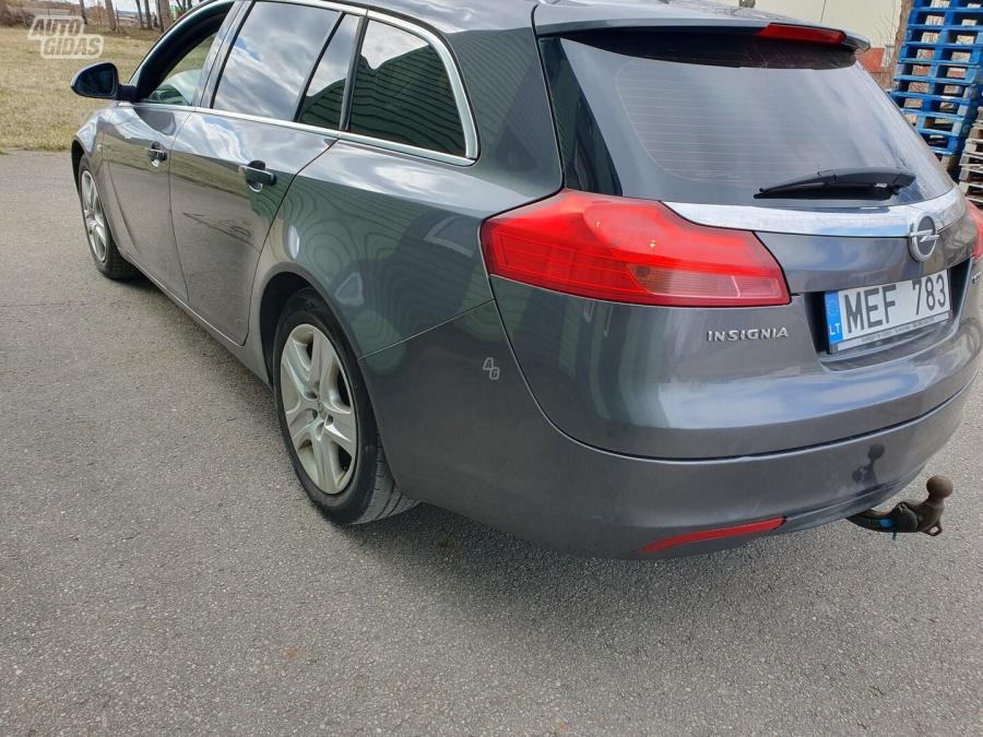 Grey Opel Insignia 2009 in Siauliai, with an engine capacity of 2.00 L and mileage of 420 thousand km for 1900 €, photo 8 on AUTOMOTO.COM.LV