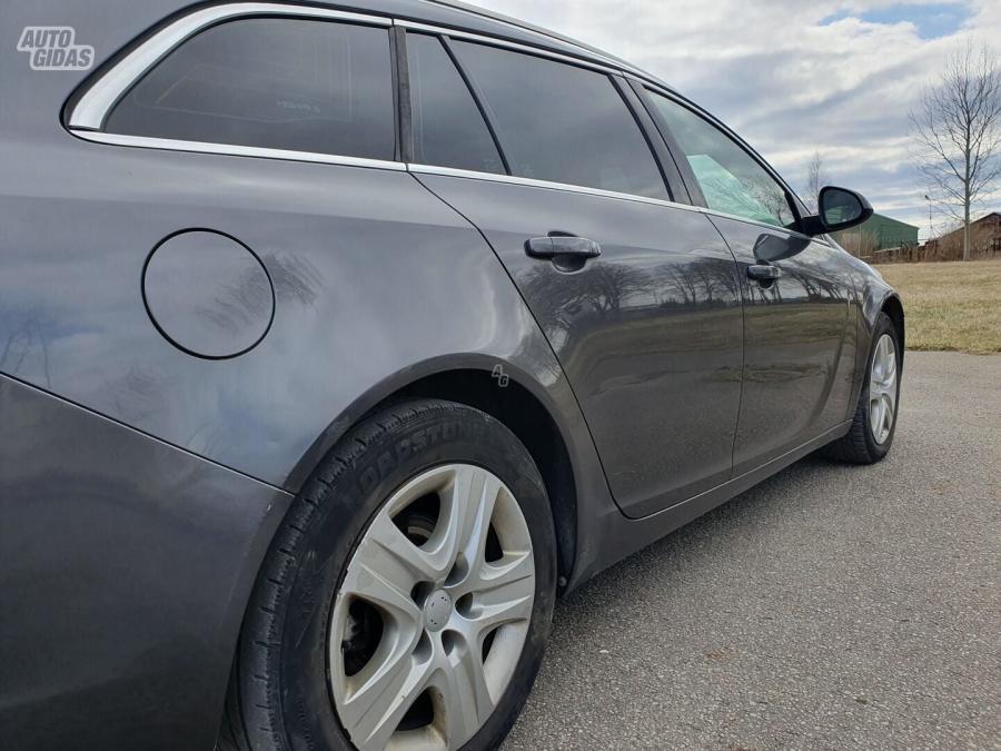 Grey Opel Insignia 2009 in Siauliai, with an engine capacity of 2.00 L and mileage of 420 thousand km for 1900 €, photo 10 on AUTOMOTO.COM.LV