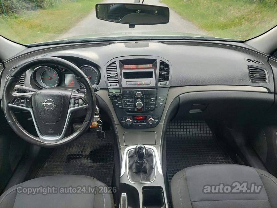 Pelēks Opel Insignia 2009 Tartu, ar dzinēja tilpumu 2.00 L un nobraukumu 356 tūkst. km par 2400 €, foto 12 vietnē AUTOMOTO.COM.LV