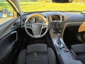 Grey Opel Insignia 2009 in Taurage, with an engine capacity of 2.00 L and mileage of 233 thousand km for 2550 €, photo 11 on AUTOMOTO.COM.LV