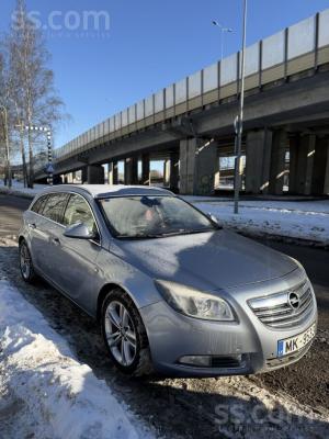 Grey Opel Insignia 2009 in Riga, with an engine capacity of 2.00 L and mileage of 345 thousand km for 3500 €, photo  on AUTOMOTO.COM.LV