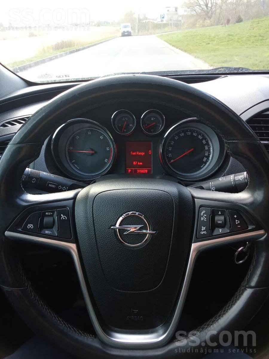 Pelēks Opel Insignia 2009 Rīga, ar dzinēja tilpumu 2.00 L un nobraukumu 316 tūkst. km par 2750 €, foto 6 vietnē AUTOMOTO.COM.LV