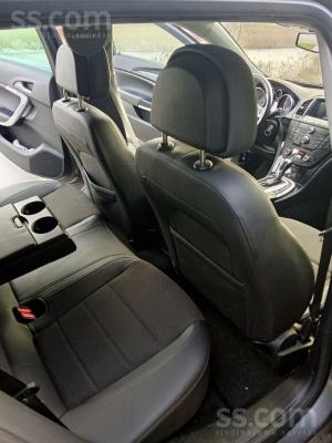 Pelēks Opel Insignia 2009 Rīga, ar dzinēja tilpumu 2.00 L un nobraukumu 316 tūkst. km par 2750 €, foto 10 vietnē AUTOMOTO.COM.LV