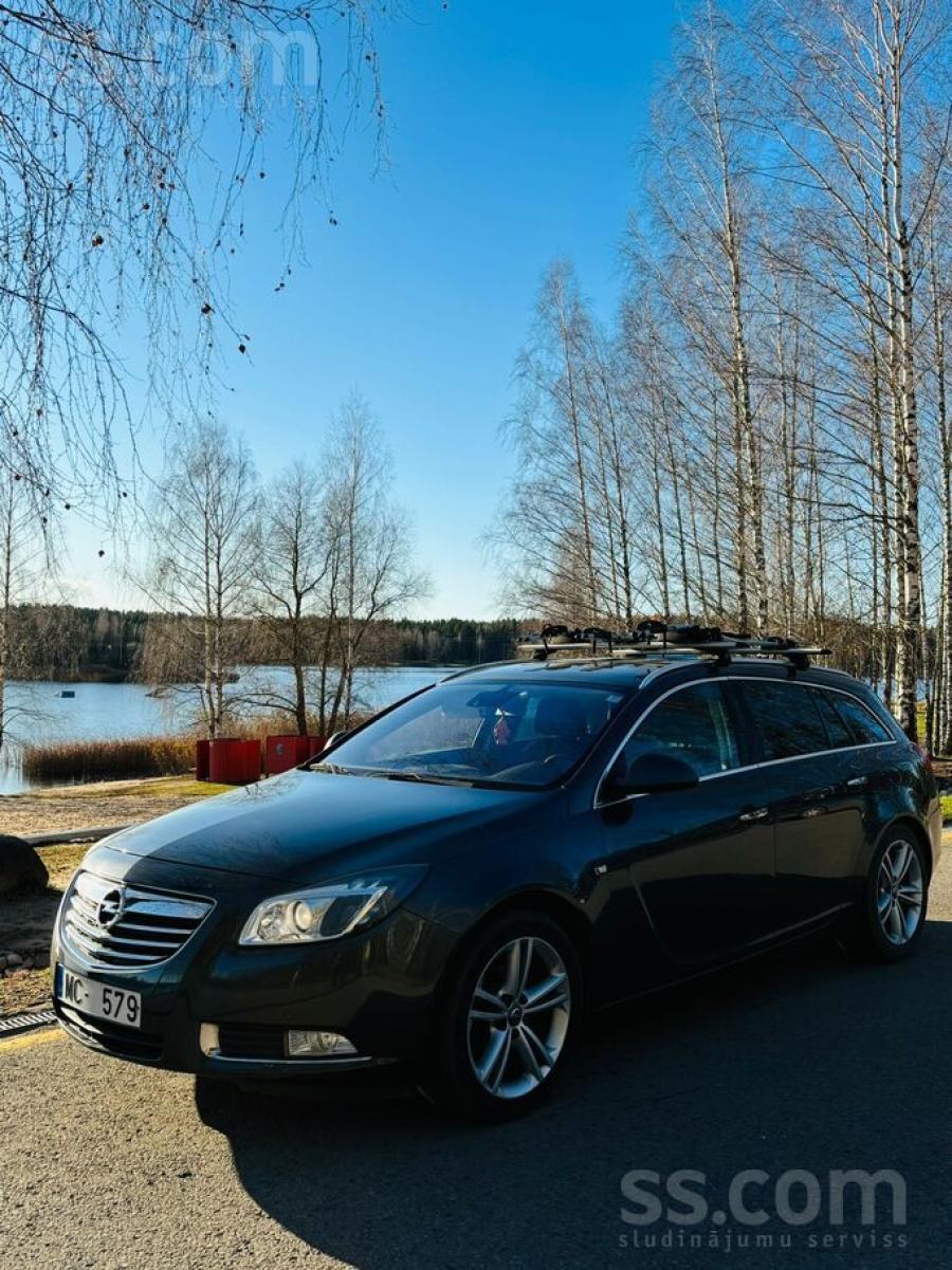 Grey Opel Insignia 2009 in Jekabpils, with an engine capacity of 2.00 L and mileage of 242 thousand km for 2650 €, photo 5 on AUTOMOTO.COM.LV