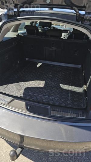 Pelēks Opel Insignia 2009 Daugavpils, ar dzinēja tilpumu 1.80 L un nobraukumu 176 tūkst. km par 4200 €, foto 5 vietnē AUTOMOTO.COM.LV