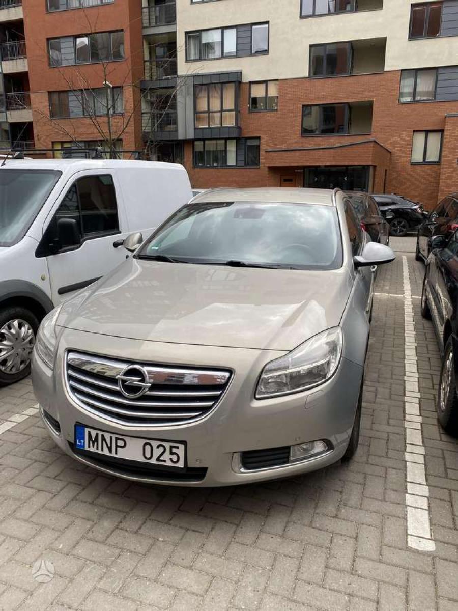 Grey Opel Insignia 2009 in Vilnius, with an engine capacity of 1.96 L and mileage of 332 thousand km for 2550 €, photo 15 on AUTOMOTO.COM.LV